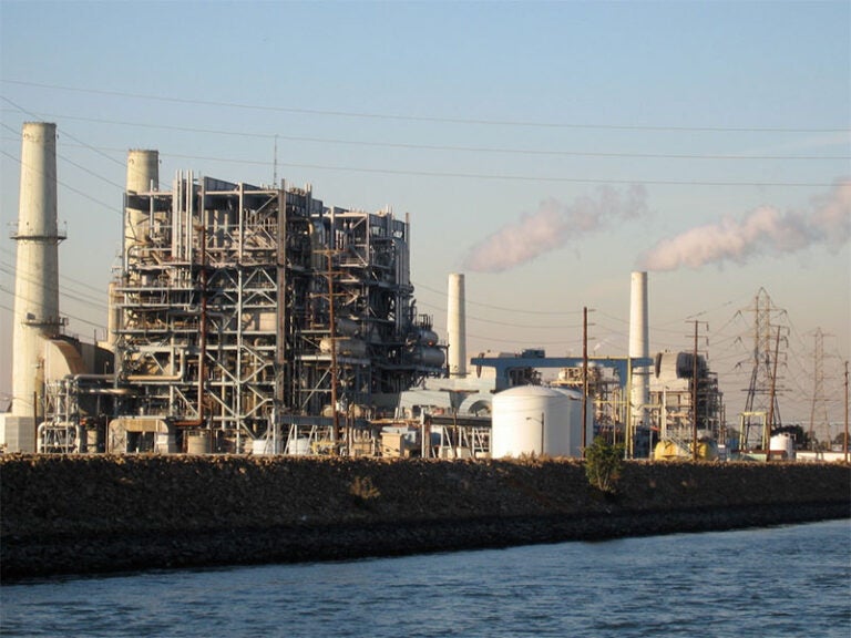 Helping Communities Fight Power Plant Air Pollution - Earthjustice